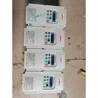 询价士林2.2KW变频器380VSS0432.2KD