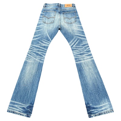 纪璇JeX冰蓝闪电纹微喇牛仔裤