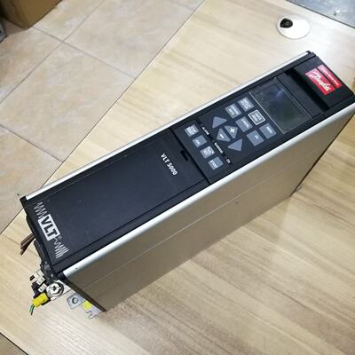 【询价】丹佛斯变频器  VLT5000 VLT500适用