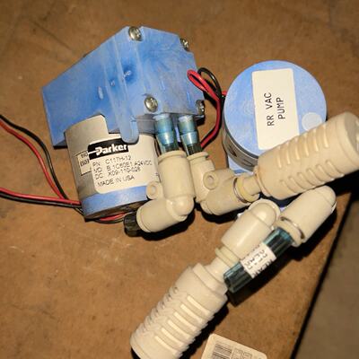 议价ParkerC117H-12直流隔膜泵适用