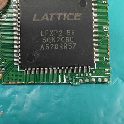 询LFXP2-5E5QN208C带板芯片