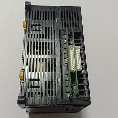 议价议价OMRONCP1E-E40DR-A，可控制器PLC，功能正常