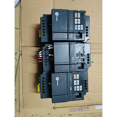 询价众辰变频器5.5kw，Z2400-5R5G（2个），Z220