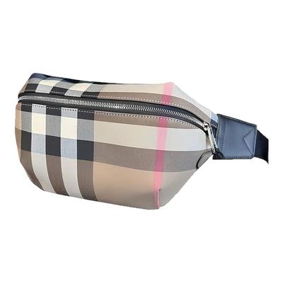 自营欧洲直邮BURBERRY/博柏利 中号棕混白棉质格纹带拉链腰包男女