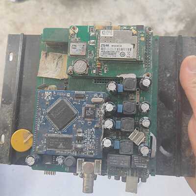 【议价】设备带有XilinxSpartan芯片和ZTE
