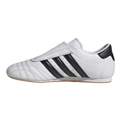 Adidas阿迪达斯三叶草女鞋