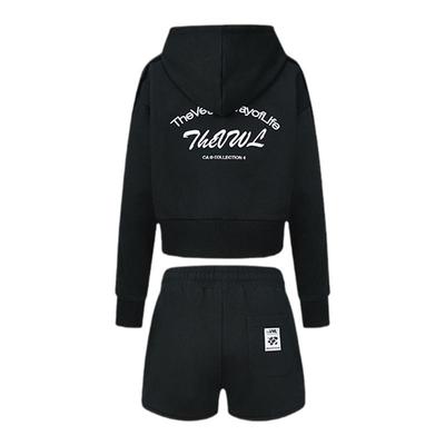 林允VWL刺绣LOGO连帽超短套装