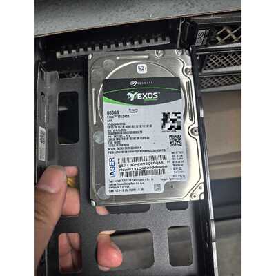希捷Exos 10E2400企业级硬盘，600GB容量，2.