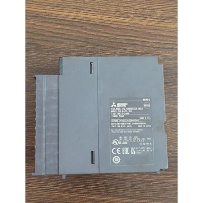 【维修议价】三菱Q64ADGH模块件成色还可以有点使用痕议价878