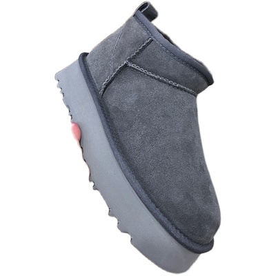 河南桑坡底厚底皮毛一体雪地靴