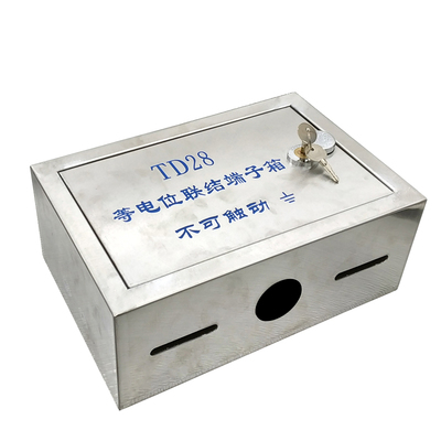 304不锈钢明装td28等电位端子箱