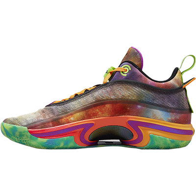 耐克男士低帮时尚篮球鞋