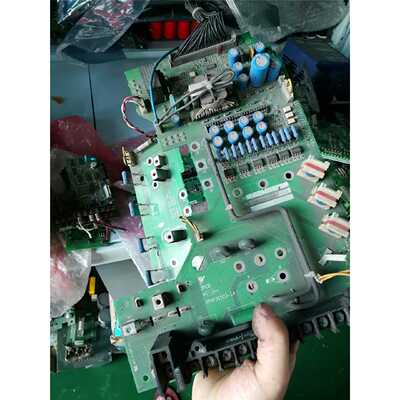 议价安川变频器F7系列15kw电源驱动板触发板主板ETP617165触发板