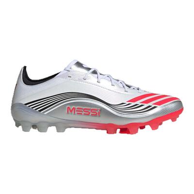 阿迪达斯男女足球鞋adidas