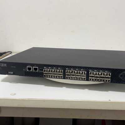 议价-IBM2498-B24/24E 光纤通道交换机   含模