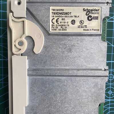 议价施耐德PLC输入输出模块TSXDMZ28DT 全新现货