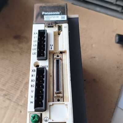 松下伺服驱动器MBDKT2510E，400W，200V三相，议价