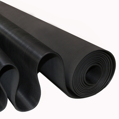 黑色地毯耐磨绝缘胶垫