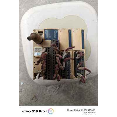 询价下单施耐德PLC模块TWDXCPRTC，拆机品，成色如图，实物拍