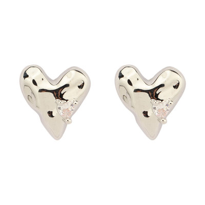 小众设计感爱心耳钉镶钻