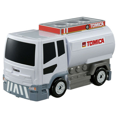 多美卡变形加油站场景