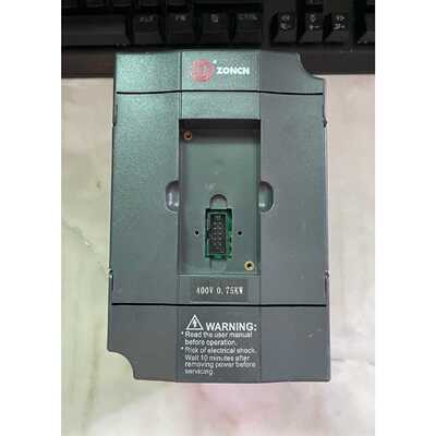 〔议价-可维修〕众辰变频器H2400A0D75K 工业自动化备件
