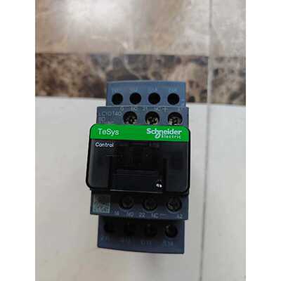 询价下单施耐德接触器LC1DT40BDC,线圈电压24VDC,成色充