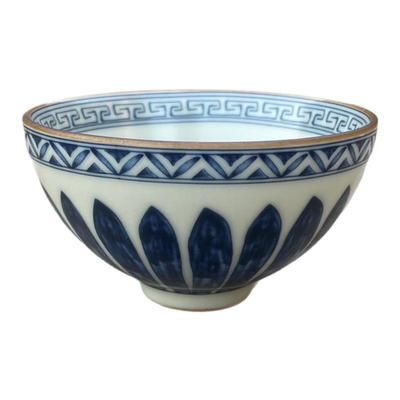 景德镇青花菊瓣纹鸡心杯陶瓷功夫茶具个人专用主人杯单个宝相莲纹