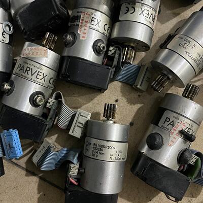 议价Disassembled Parvex Motor Rs108sr5009 30V适用