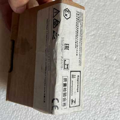 全新原装正品西门子红外手操器，型号7ML19301BK。加拿议价