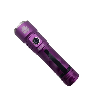 新X1强光远射超亮灯珠直充电池