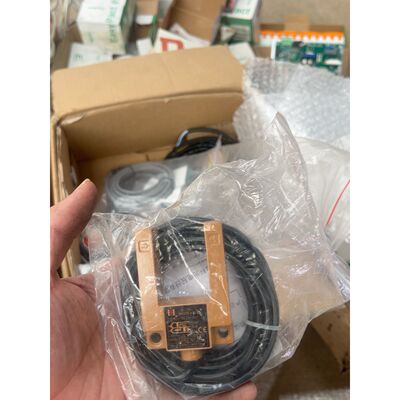 WECO-K3 光电开关全新正pin