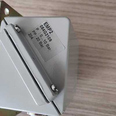 溢价-084G2109压力开关