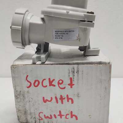 Receptacle With Switch Type 1144/2/FSO AC250v 10A 2PE IP56