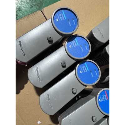 议价Honeywell霍尼韦尔CCPAOX01模拟量输出模块维修