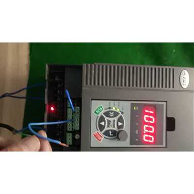 ADT奥地特变频器AD200-T42R2GB/4R0PB，2—议价