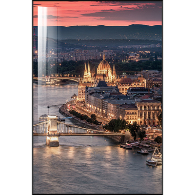 布达佩斯河畔点亮治愈梦幻空间