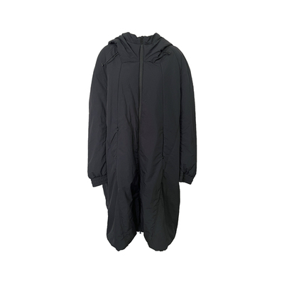 容子木ROSEMOO26春【商场同款】滑爽挺阔拉链长款棉服RWM1OP009T