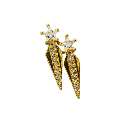 日本夸张立体带钻金色指甲饰品