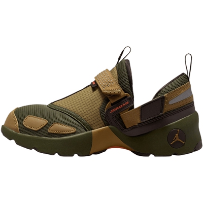 NIKE耐克女鞋WMNS JORDAN TRUNNER LX运动休闲鞋IO4190-300