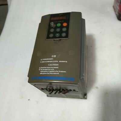 溢价-禾兴变频器   TTK1000-2T0015G   220V