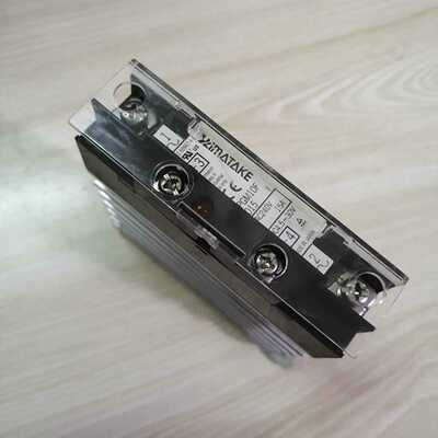议价PGM10F015  日本山武YAMATAKE固态继电器 15A