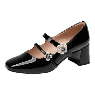 KISSKITTY复古水钻粗跟玛丽珍鞋