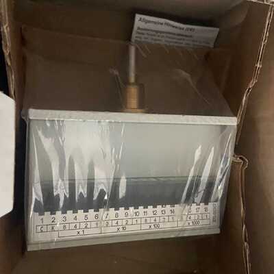 议价BAUMER 编码器U220.B01 U220.011A12D全新原装现货
