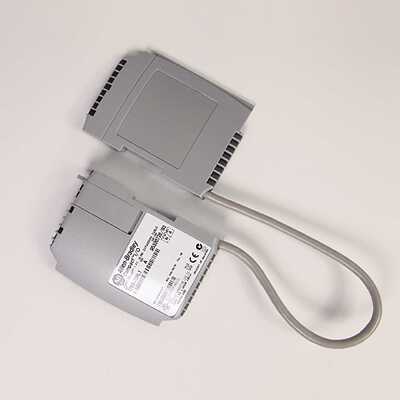 议价1769-CRL1 -AB罗克韦尔 CMPLX 0.3 m 右至左总线 Exp 电缆