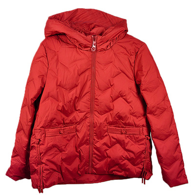 连帽红色盘扣宽松羽绒服压花厚