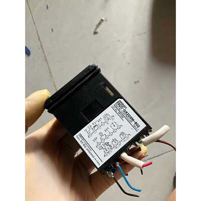 议价欧姆龙温控器E5CCQX2DSM802原装拆机件实物维修