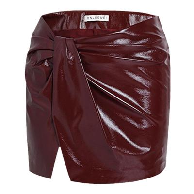 【张艺凡同款】CNLEEWEI 2025秋季扭结设计感热辣时尚百搭皮短裙