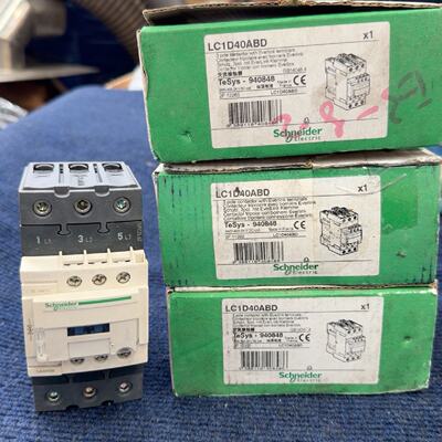 【请询价】LC1D40ABD接触器，未使用，正品保证，带原包装盒