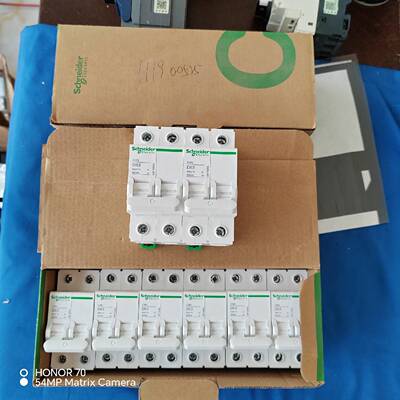 询价下单C9N/2P/D63A 施耐德 断路器 可开发票